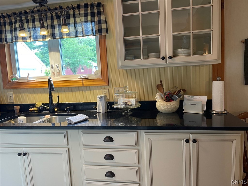 523 Seneca Street, Oneida-Inside, NY 13421