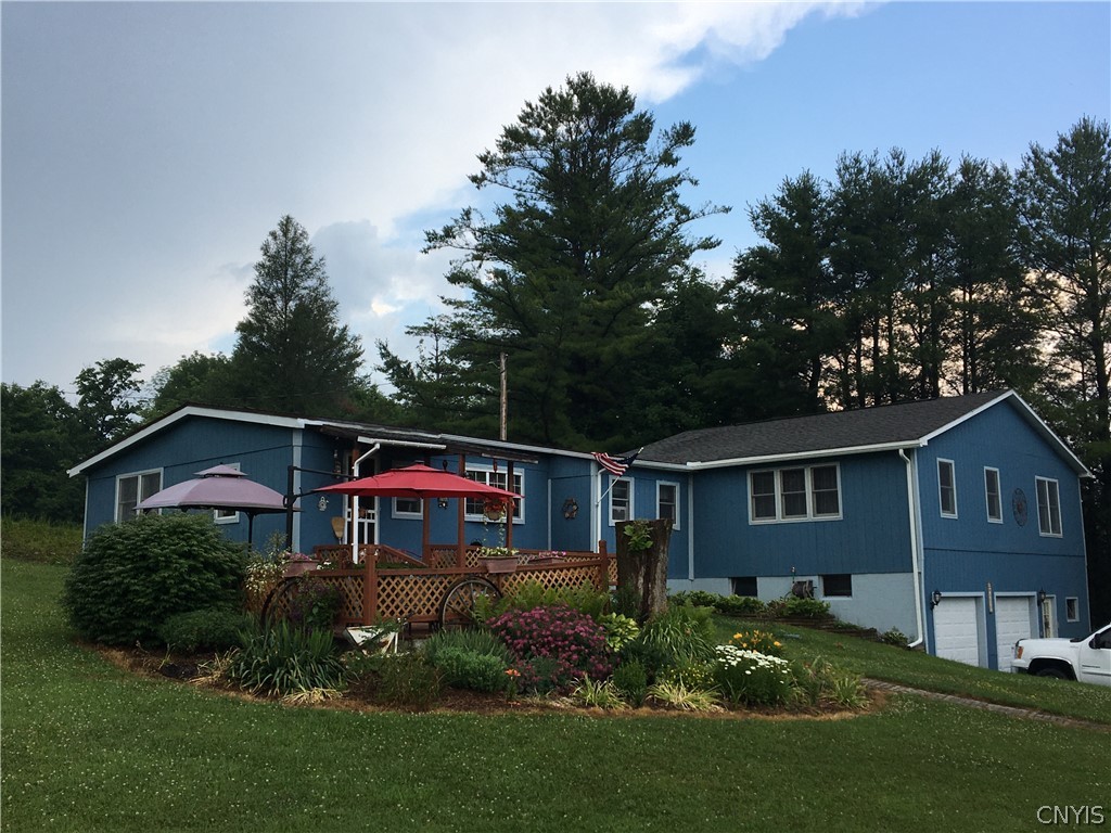 4022 W Milestrip Road, Fenner, NY 13032