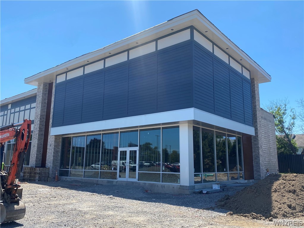 9310 Transit Road, Amherst, NY 14051