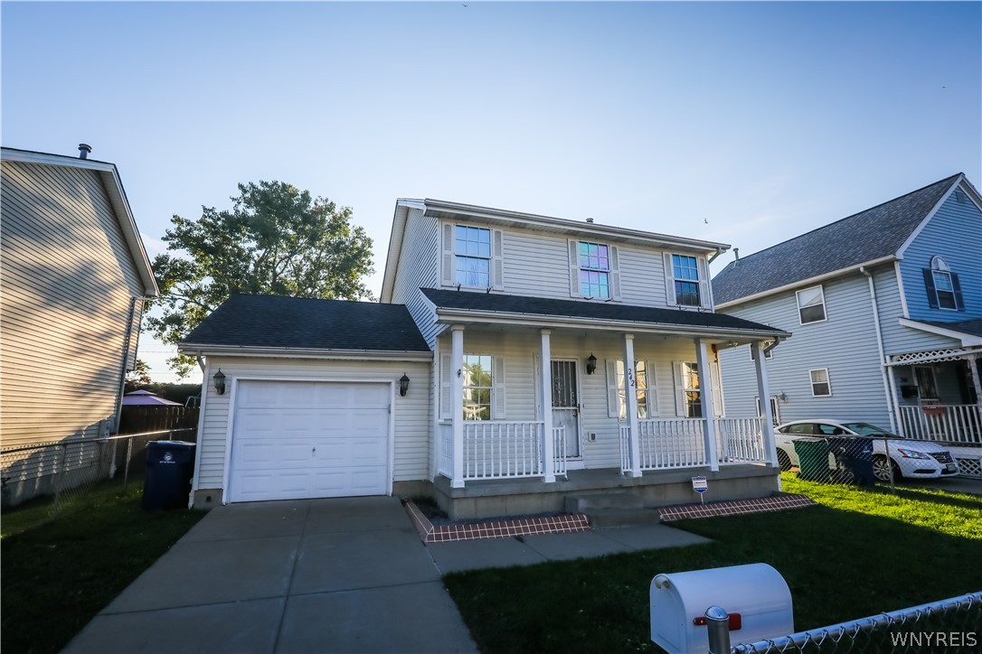 242 Prospect Avenue, Buffalo, NY 14201, West Side