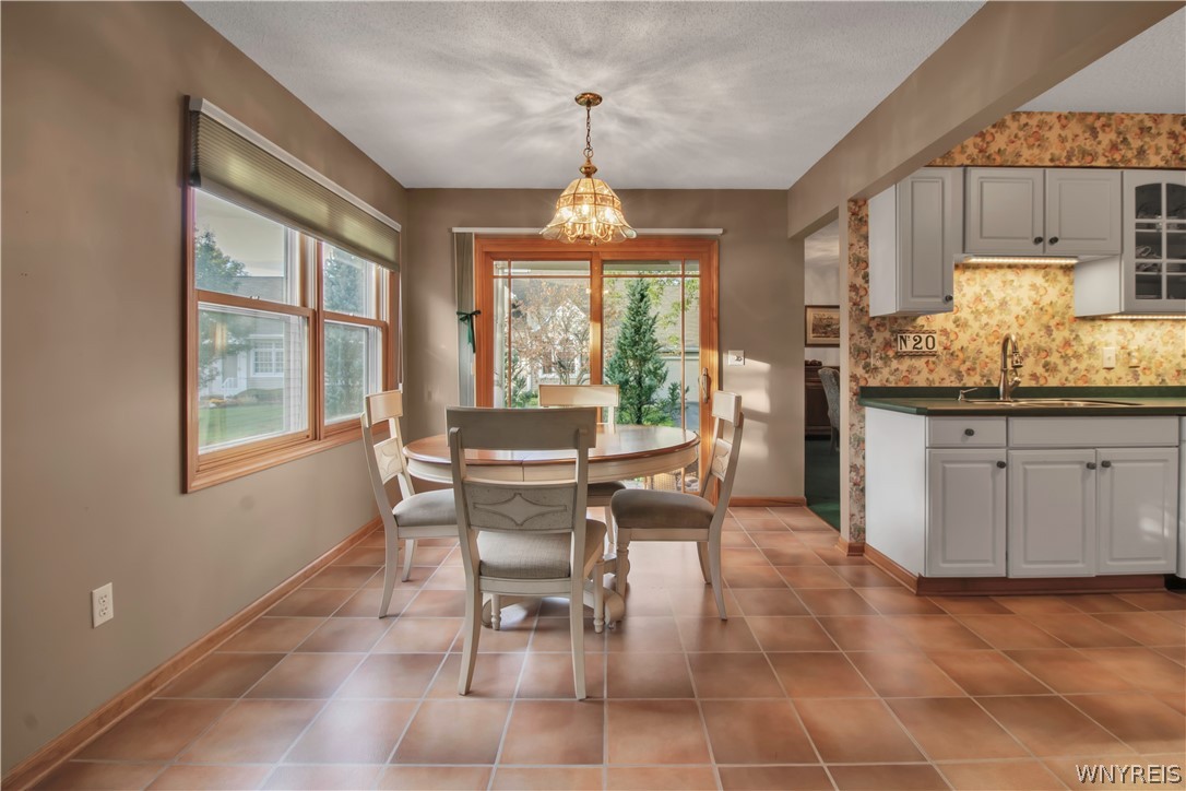 20 Old Mill Circle, Elma, NY 14059