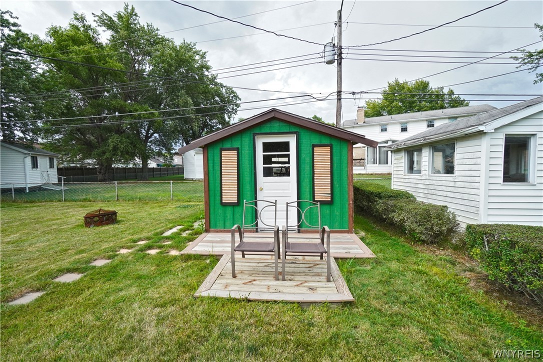 123 Sharon Drive, West Seneca, NY 14224