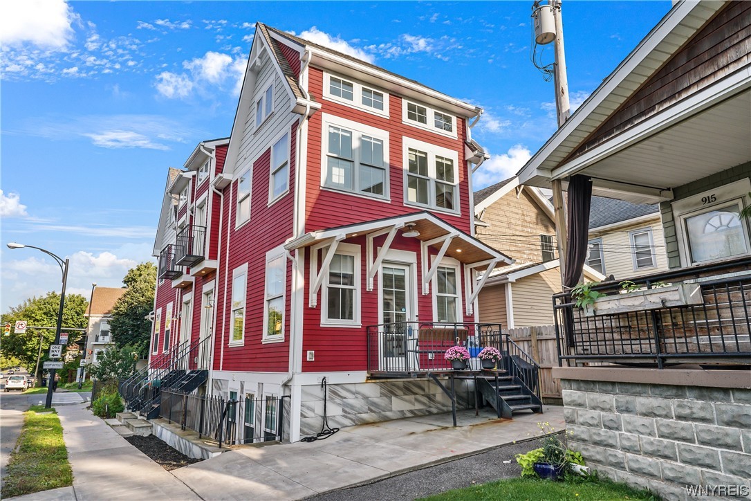 919 Delavan Avenue W, Buffalo, NY 14209, Delaware District