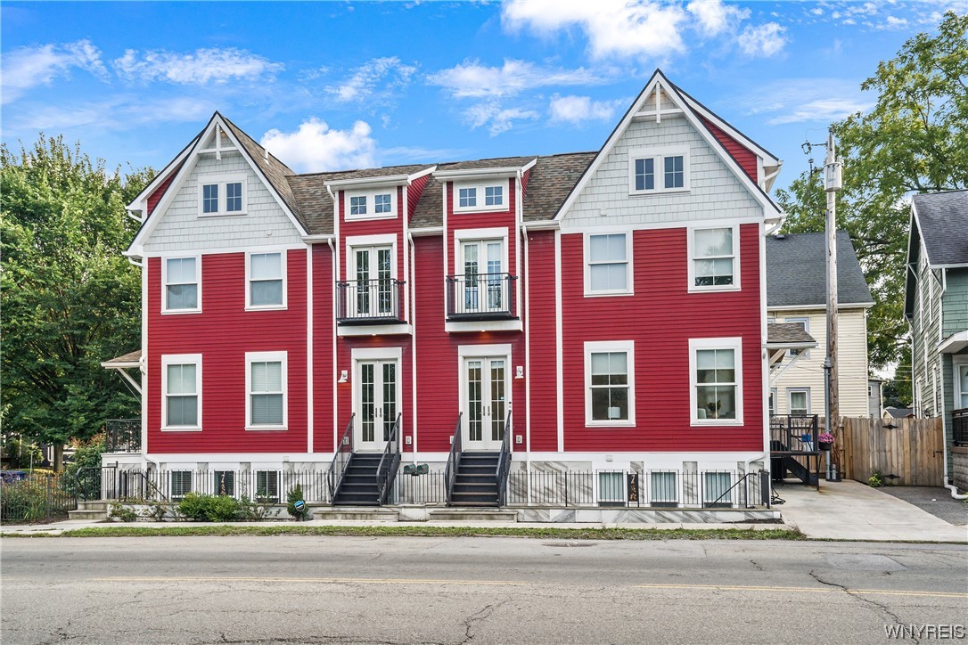 919 Delavan Avenue W, Buffalo, NY 14209, Delaware District