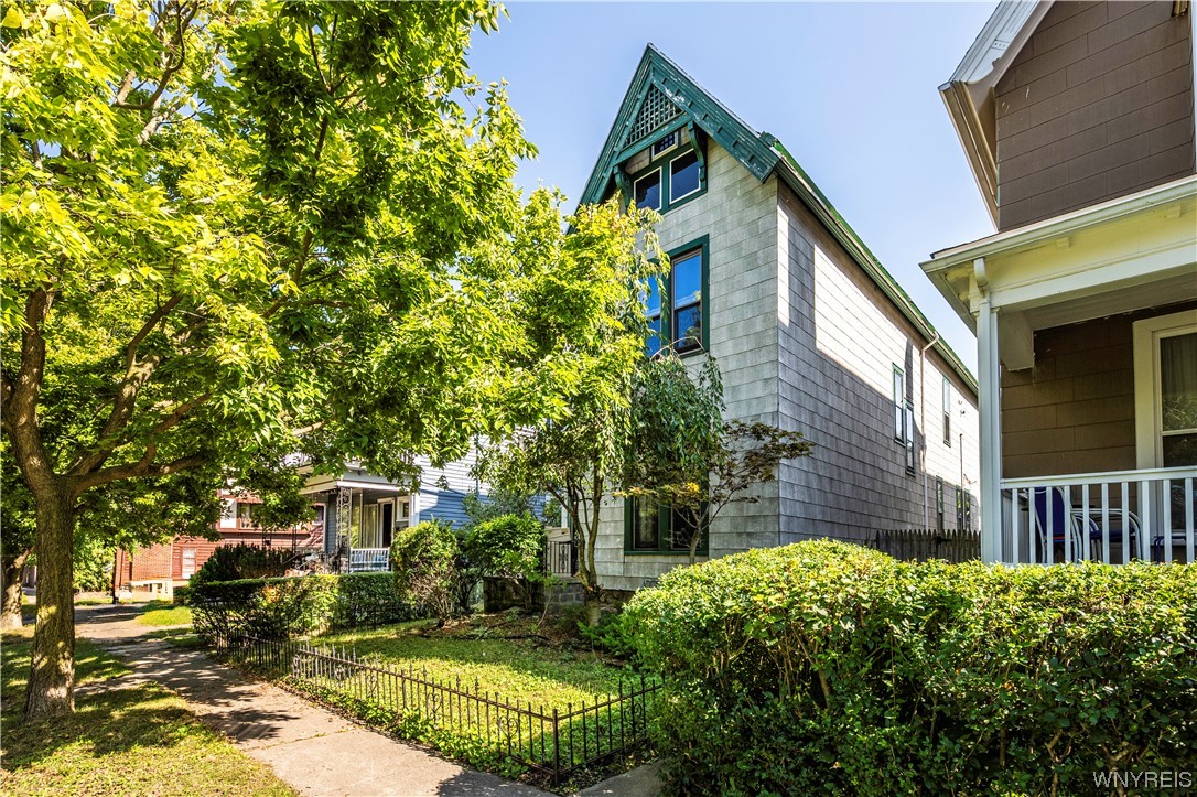 409 Jersey Street, Buffalo, NY 14213, West Side