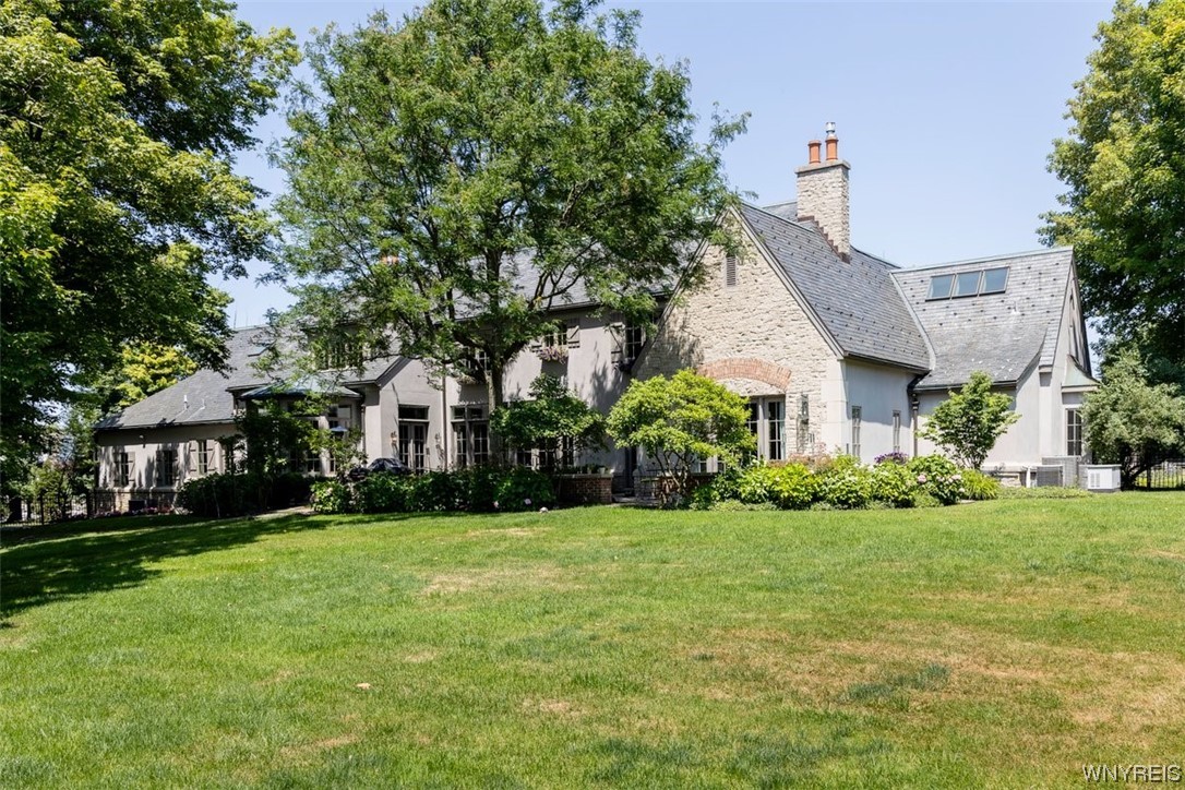 4959 Sheridan Drive, Amherst, NY 14221