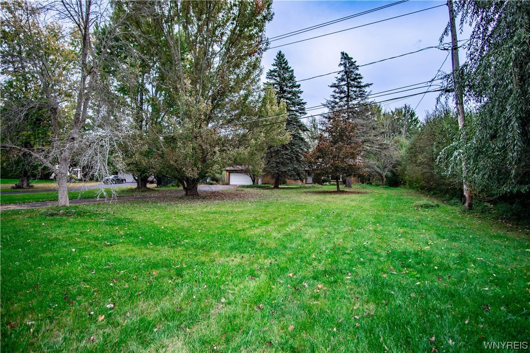 2805 Hopkins Road, Amherst, NY 14228