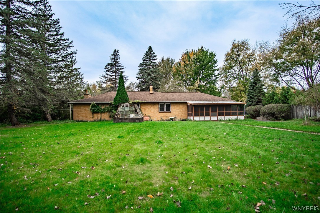 2805 Hopkins Road, Amherst, NY 14228