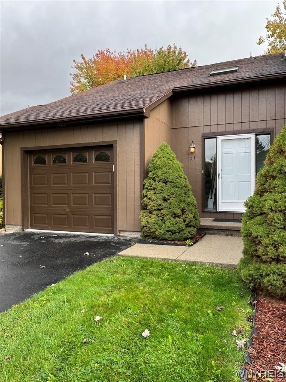 21 Robin Road, Amherst, NY 14228