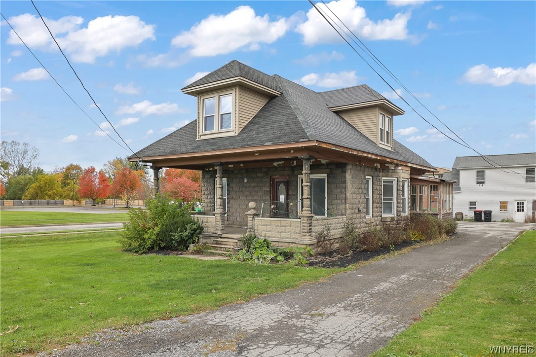 5818 Broadway Street, Lancaster, NY 14086