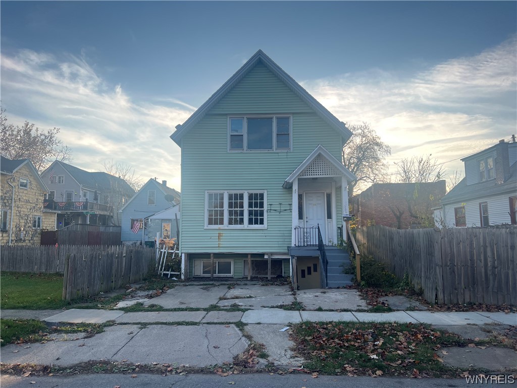 386 14th Street, Buffalo, NY 14213, West Side