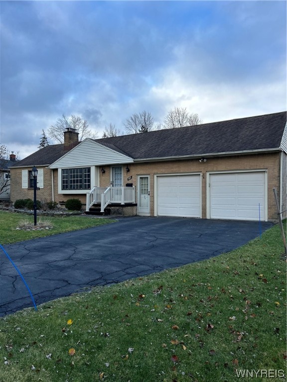 380 Lakewood Parkway, Amherst, NY 14226