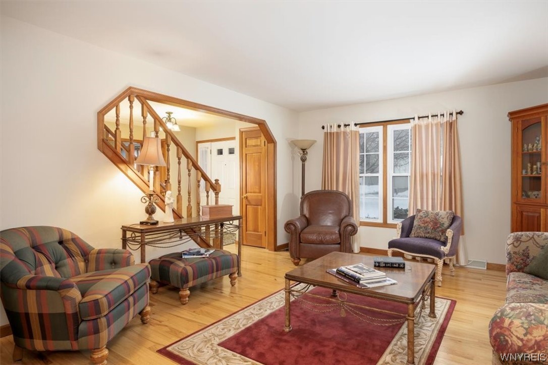 6 Silent Meadow Lane, Orchard Park, NY 14127