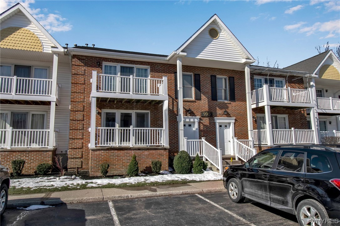 990 Hopkins Road, #E, Amherst, NY 14221