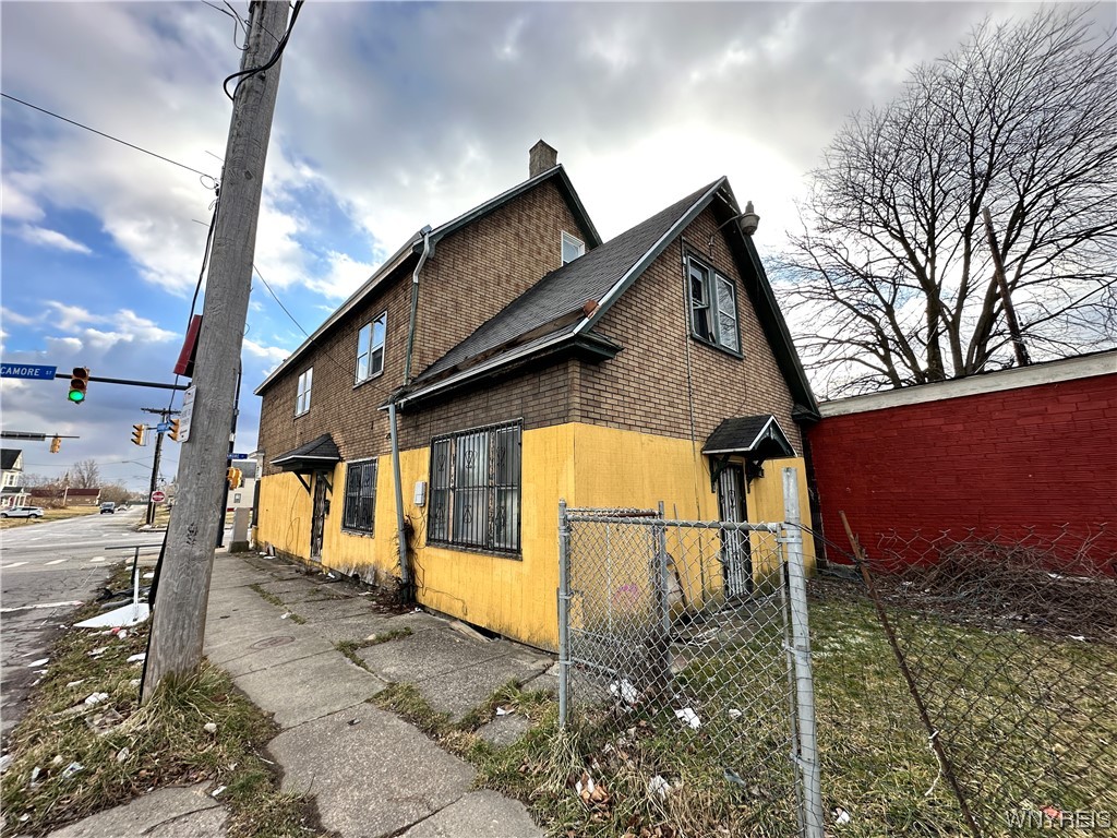 1372 Sycamore Street, Buffalo, NY 14211, East Side