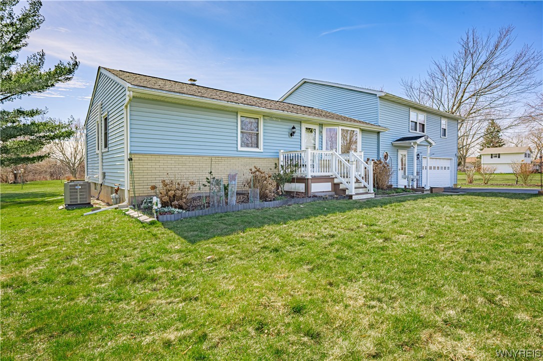 6370 Locust Street Extension, Lockport-Town, NY 14094