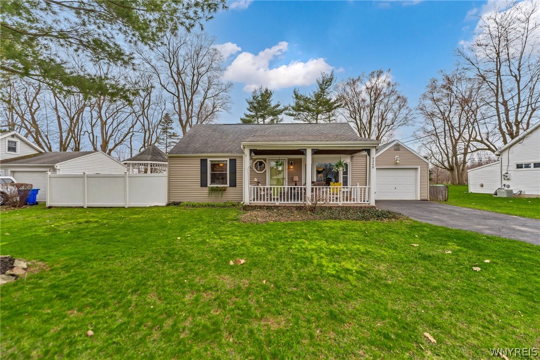 4340 Barton Road, Clarence, NY 14031