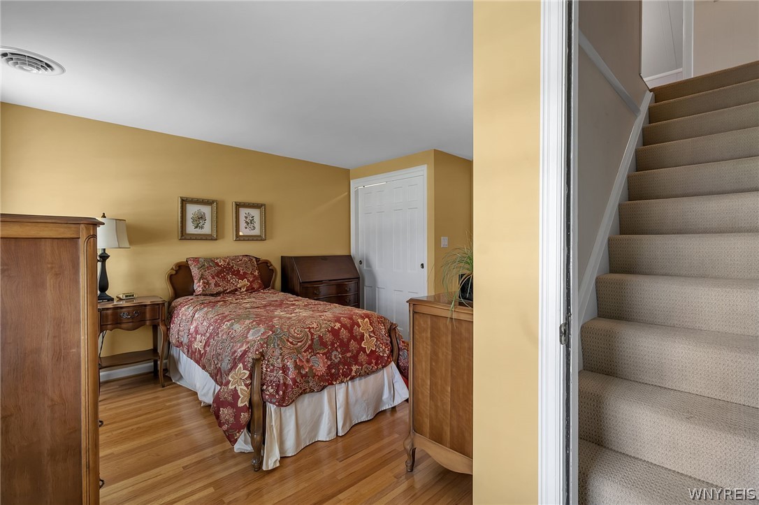 5166 Willowbrook Drive, Clarence, NY 14031