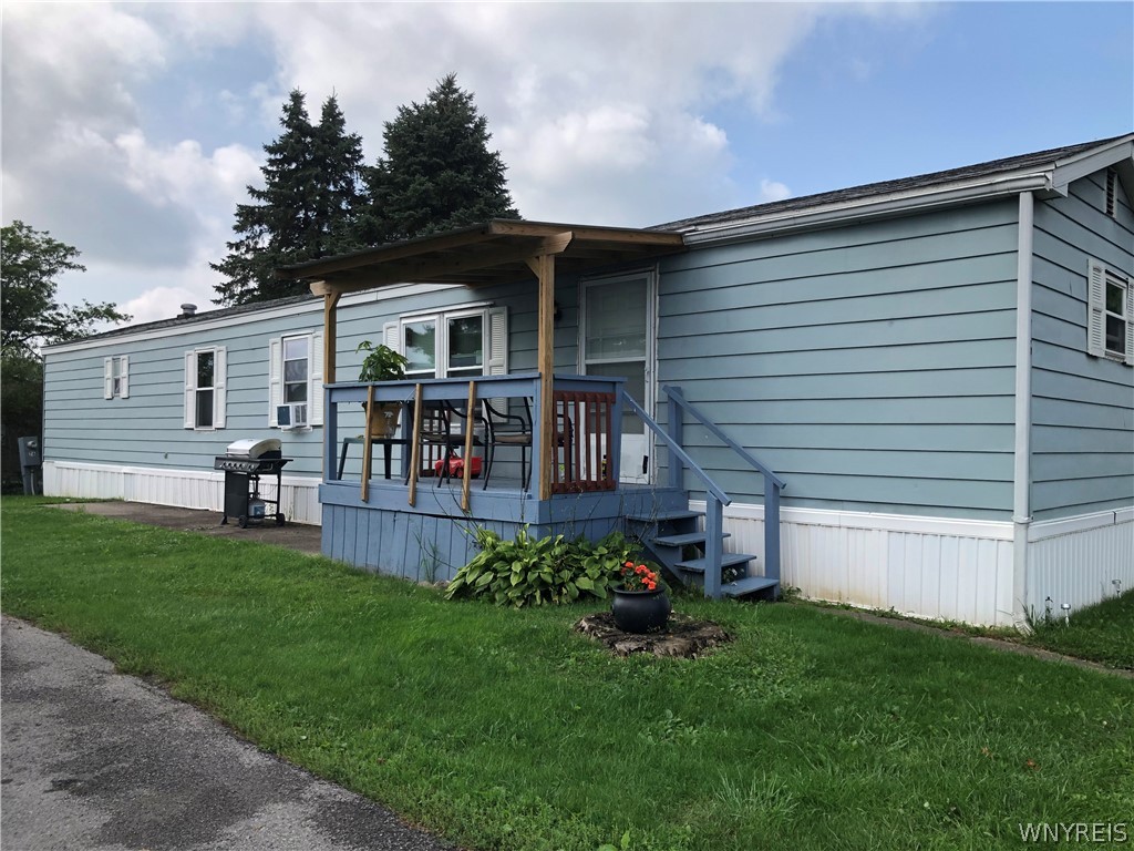 6035 S Transit /#76 Village Pkwy Road, Lockport-Town, NY 14094