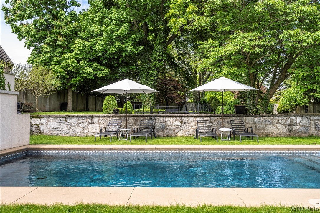 50 Tudor Place, Buffalo, NY 14222, Delaware District