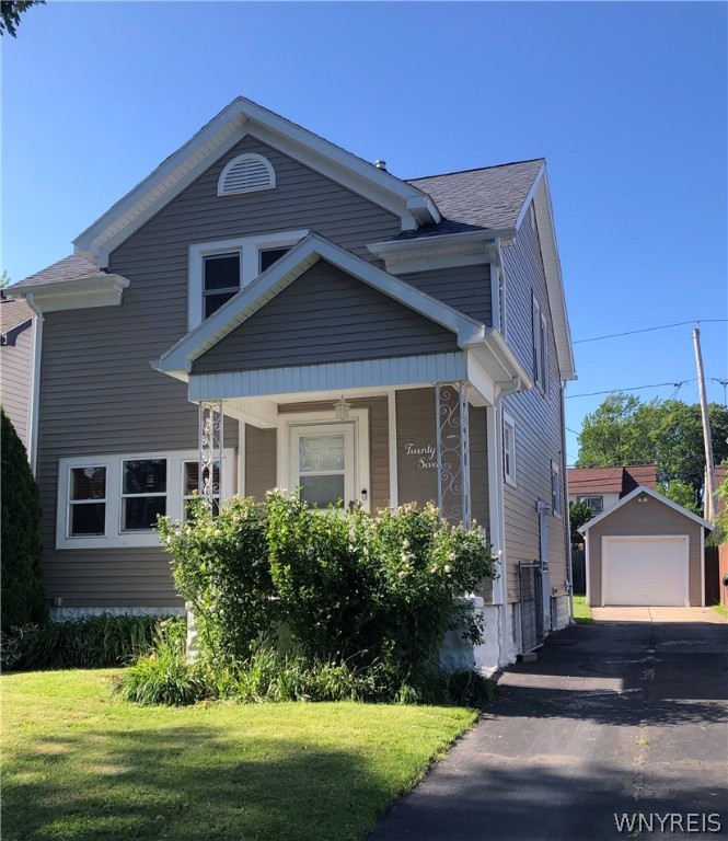 27 Pullman Avenue, Tonawanda-Town, NY 14217