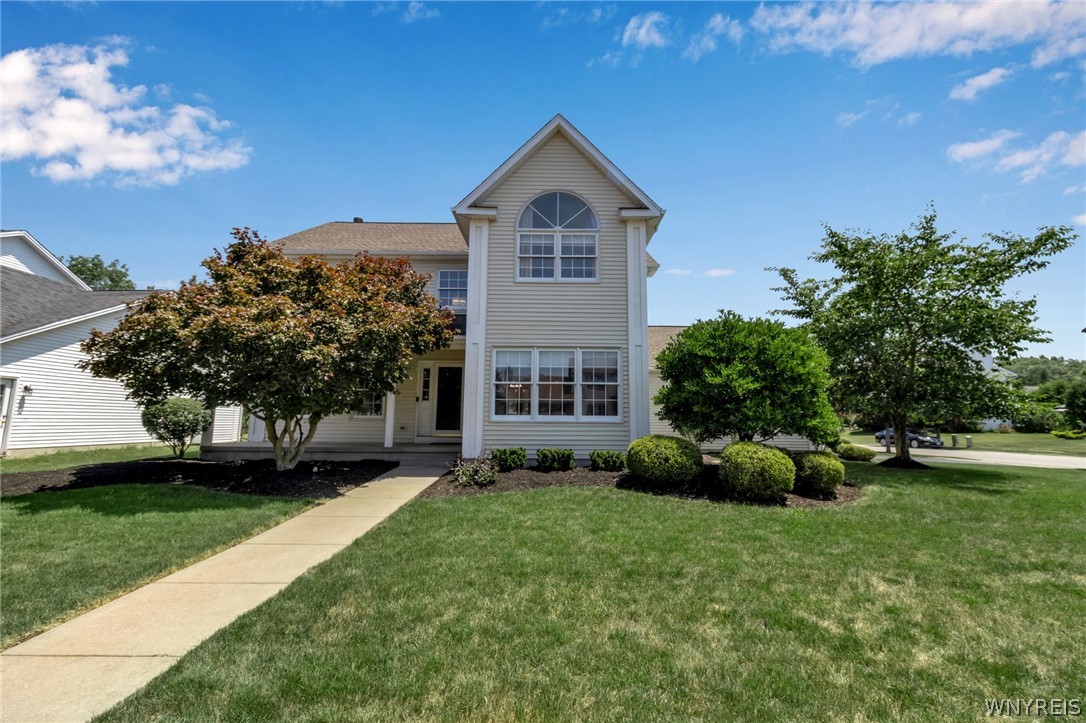 57 Redspire, Amherst, NY 14051