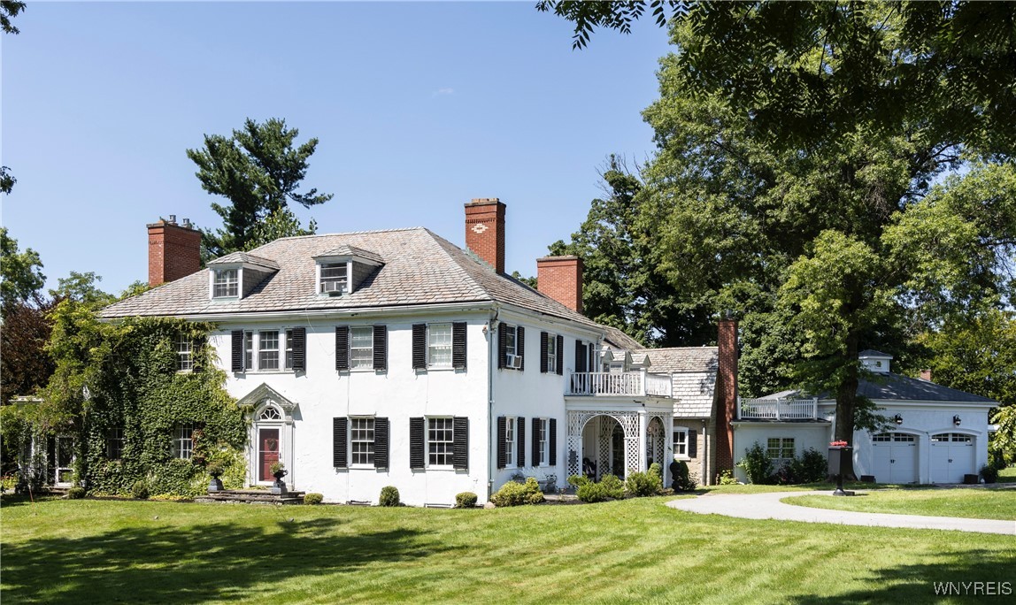 1196 E Main Street, Aurora, NY 14052