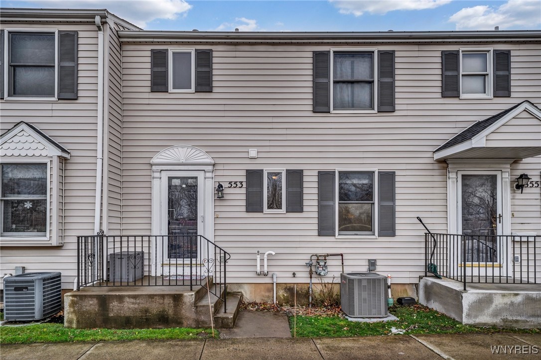 553 Burroughs Drive, Amherst, NY 14226