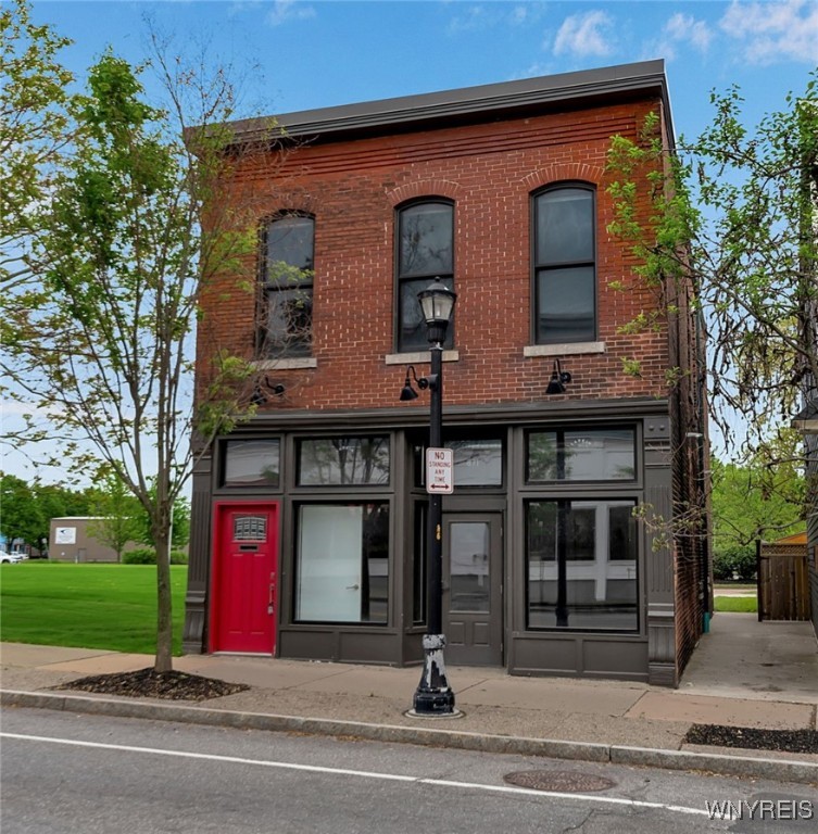 871 Seneca Street, Buffalo, NY 14210, Downtown