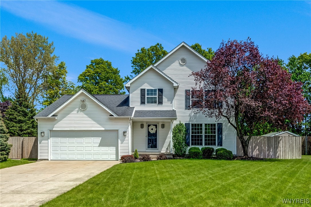 7307 Erica Lane, Wheatfield, NY 14120