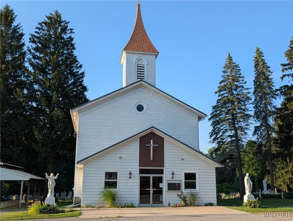 1230 Clinton Street Road, Bennington, NY 14011