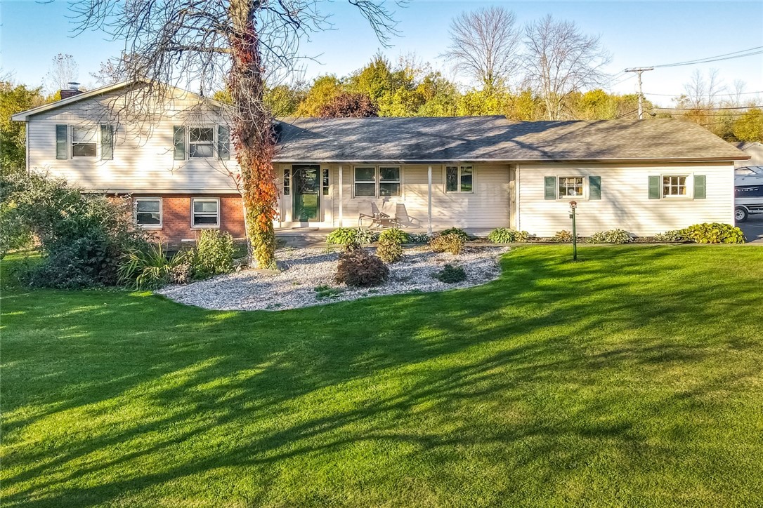 64 Manitou Beach Rd, Greece, NY 14468