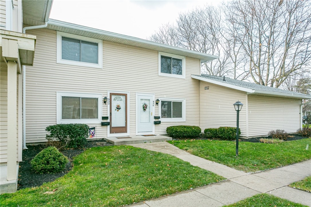 950 Eastbrooke Lane, Brighton, NY 14618