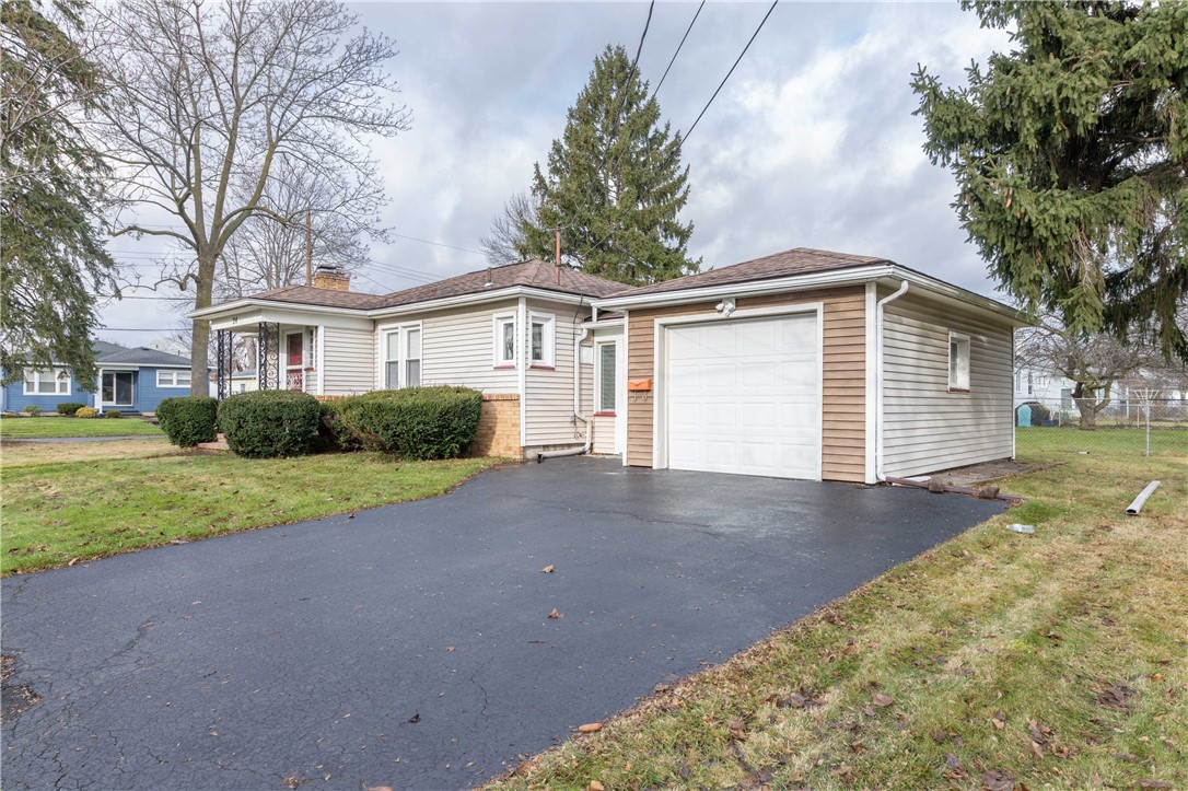 6 Cynthia Lane, Rochester, NY 14621, 14621