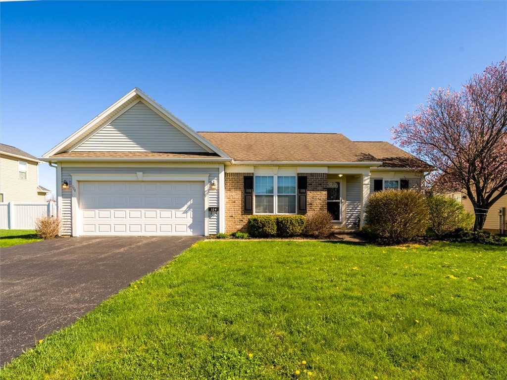 104 Sable Ridge Lane, Greece, NY 14612