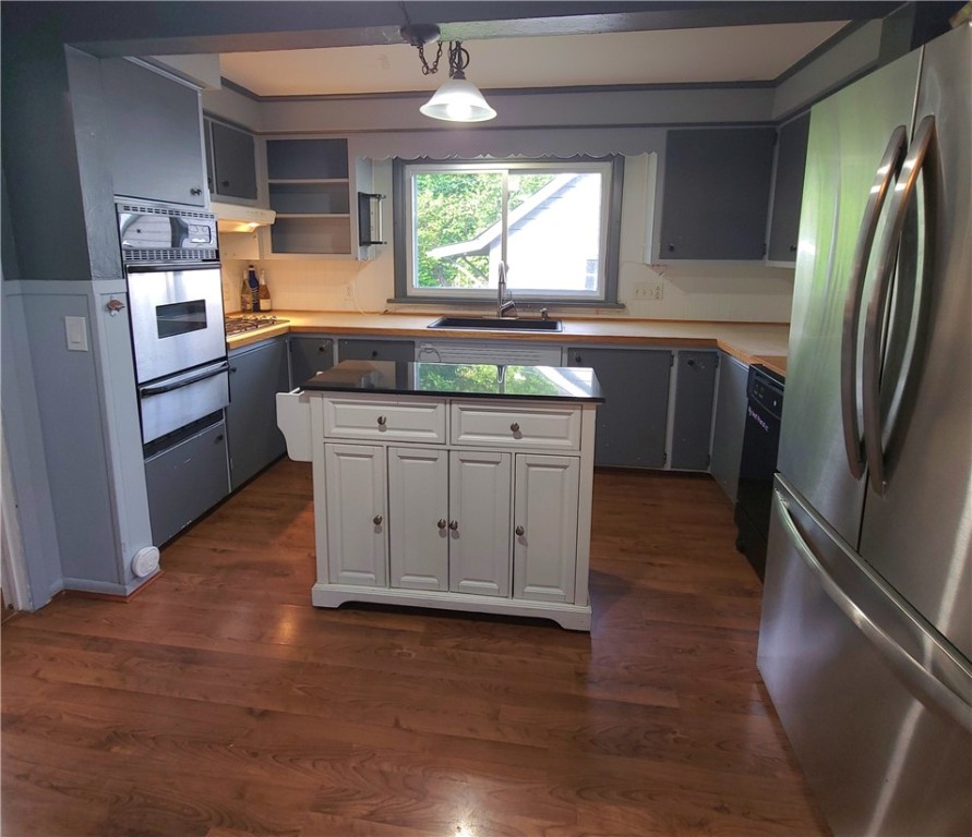 133 California Drive, Greece, NY 14616