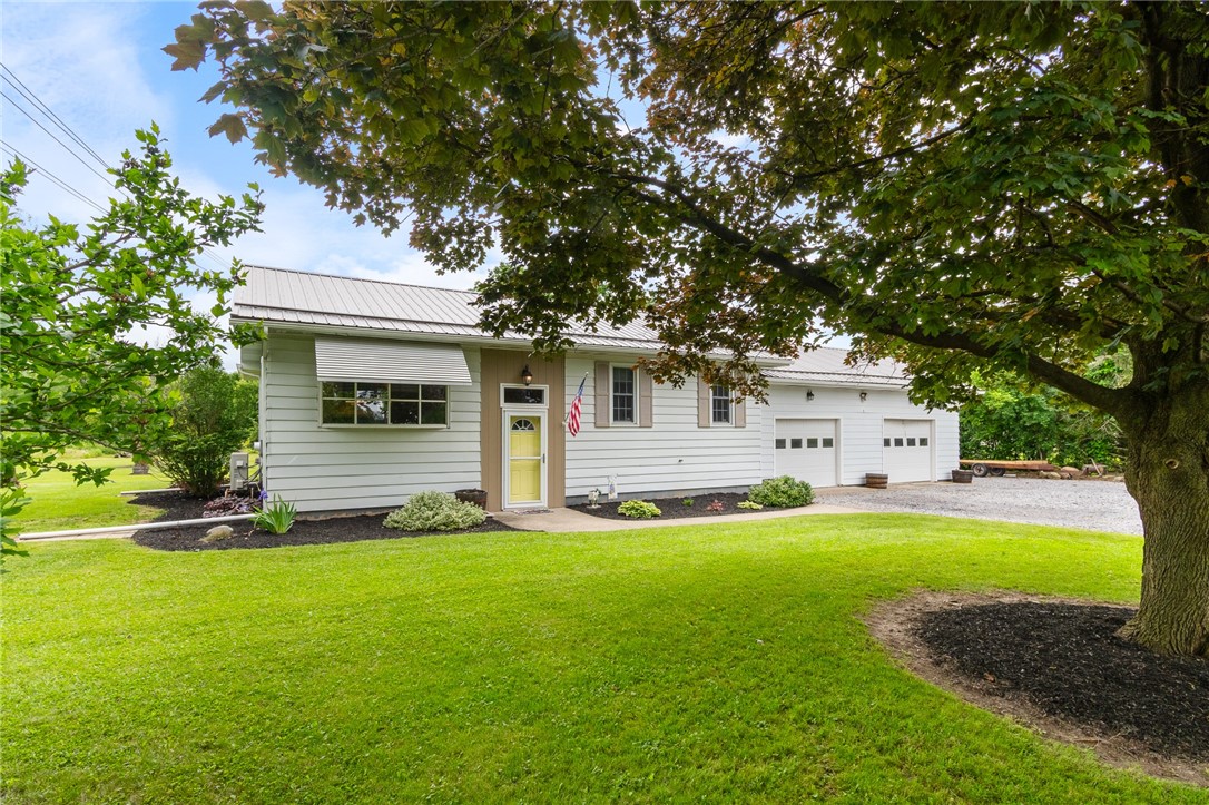 4125 State Route 96a, Fayette, NY 14456