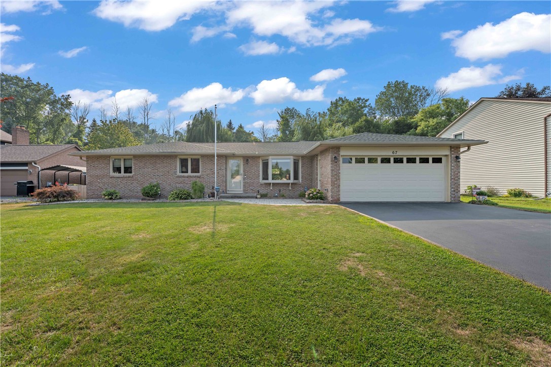 67 Chimney Sweep Lane, Greece, NY 14612