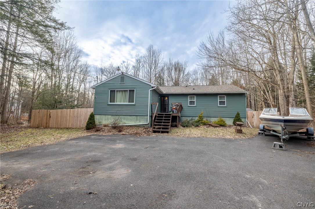 5001 Hill Road, Verona, NY 13421