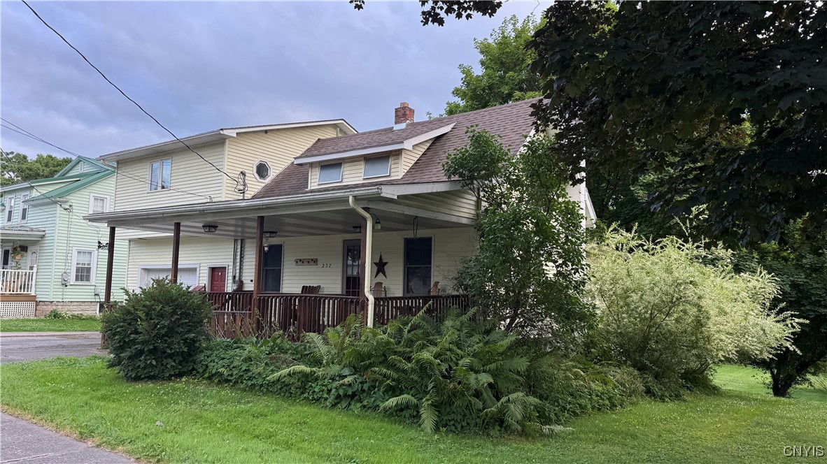 237 E Hamilton Avenue, Sherrill, NY 13461