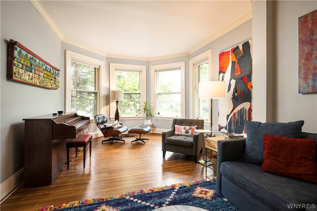 61 Irving Place, Buffalo, NY 14201, Allentown